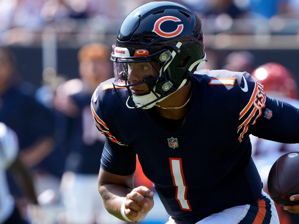 Breaking News: Chicago Bears Quarterback Justin Fields Signs Historic ...