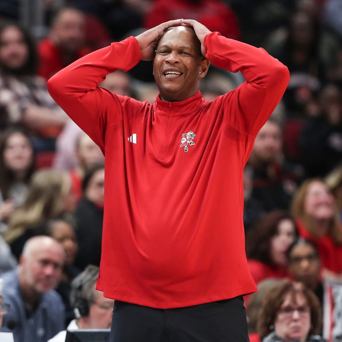 Louisville Cardinals basketball player confirmed dead in a car crash...