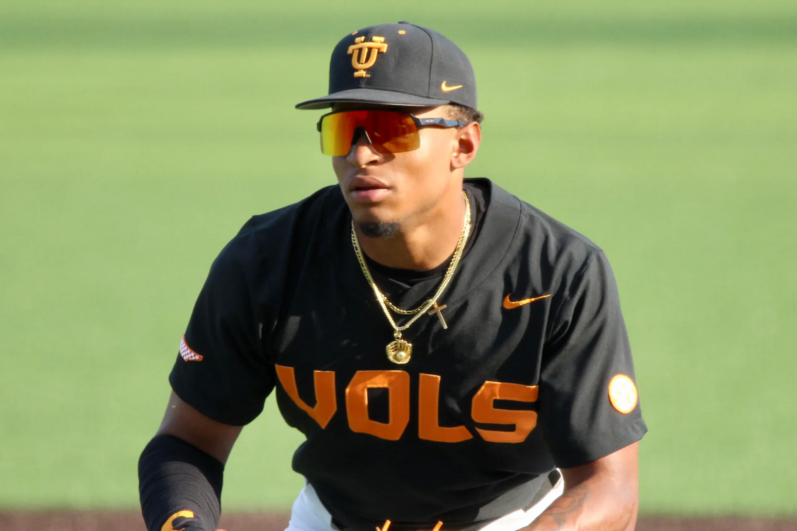 sad news: key player of Tennessee vols is suspended due to....