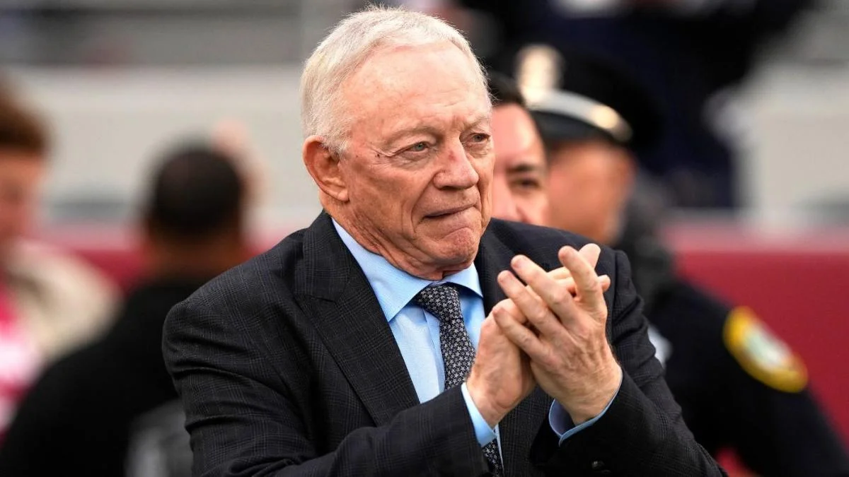 Breaking: Dallas Cowboys Owner Jerry Jones Offers $135.4 Million ...