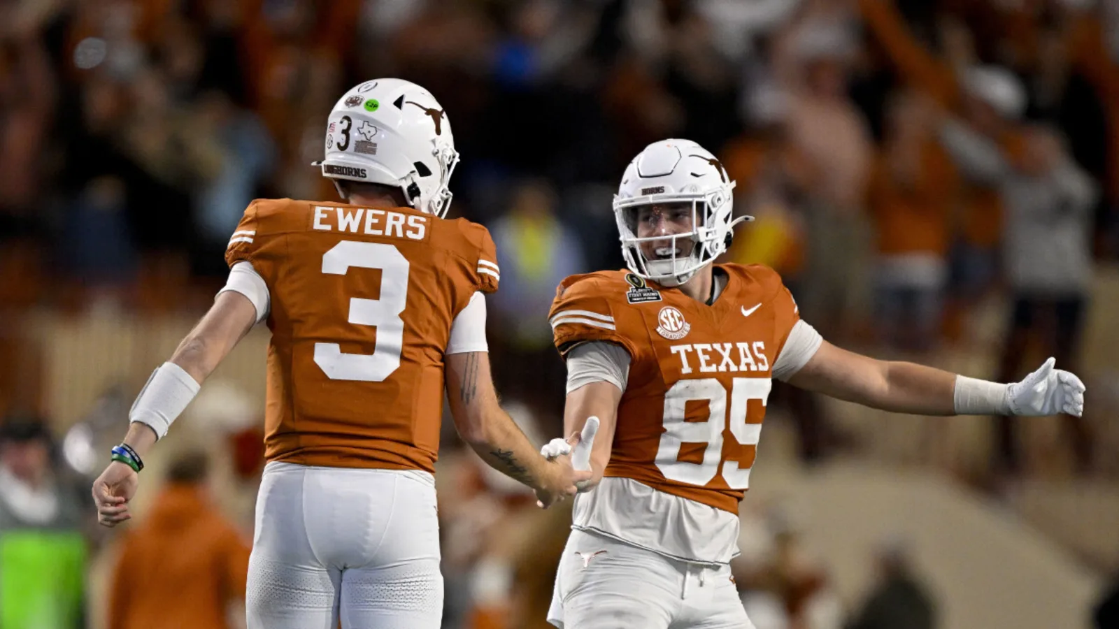 Breaking News: Texas 5-Star Wide Receiver Commit Stuns College Football ...