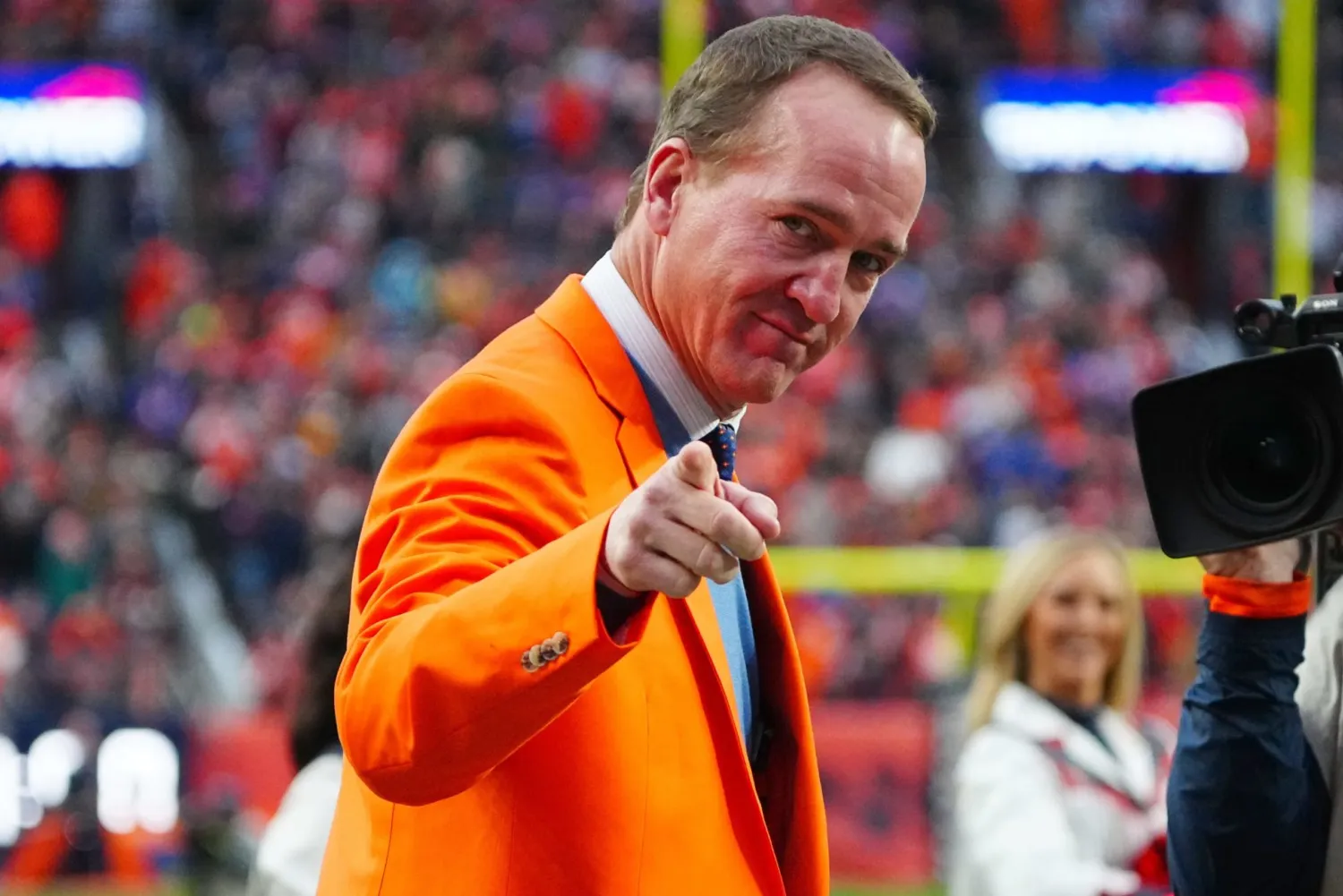 CONGRATULATIONS: Denver Broncos Owners Officially Announce Peyton ...